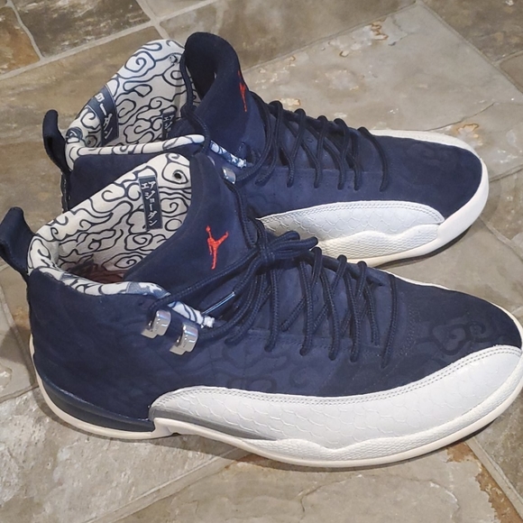 Jordan | Shoes | Retro 2 International Flight | Poshmark